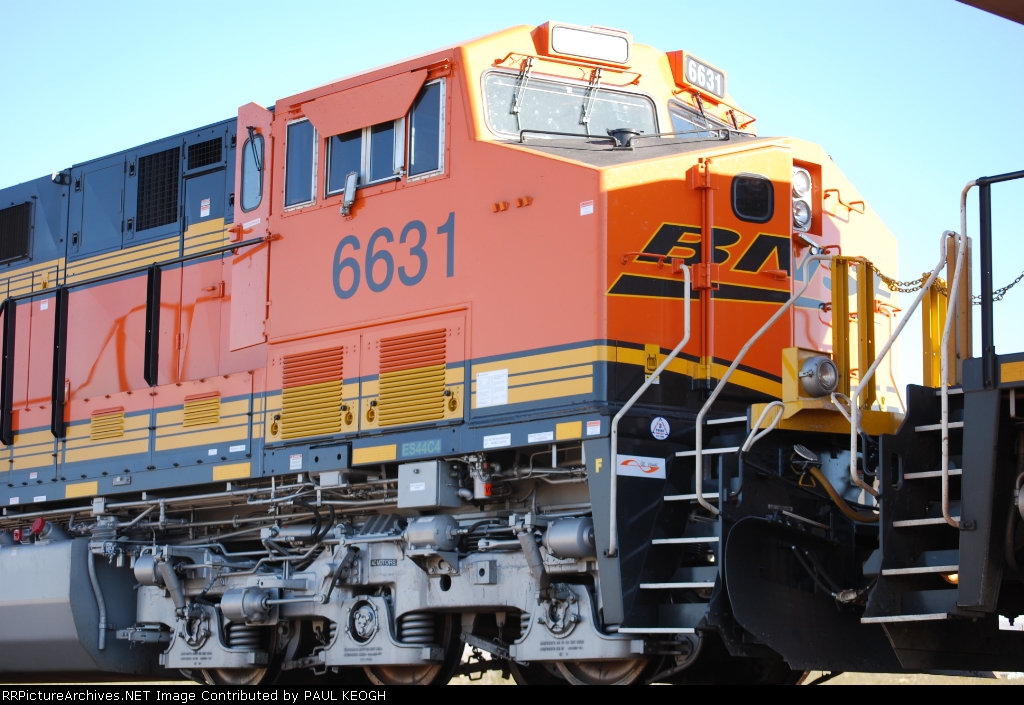 BNSF 6631 ES44C4 # 2 unit west Z close up shot.